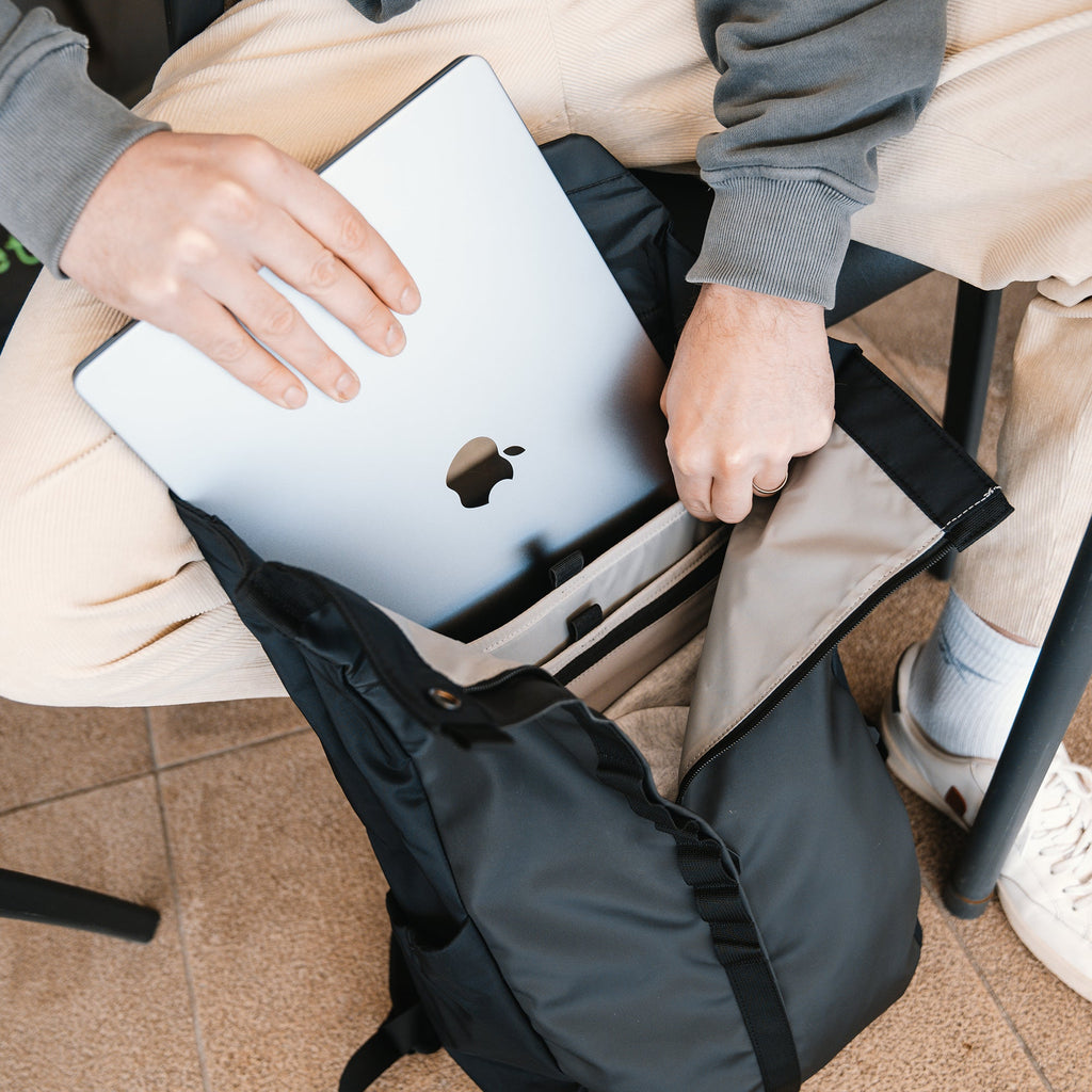 Mous | Flap Backpack – Midnight